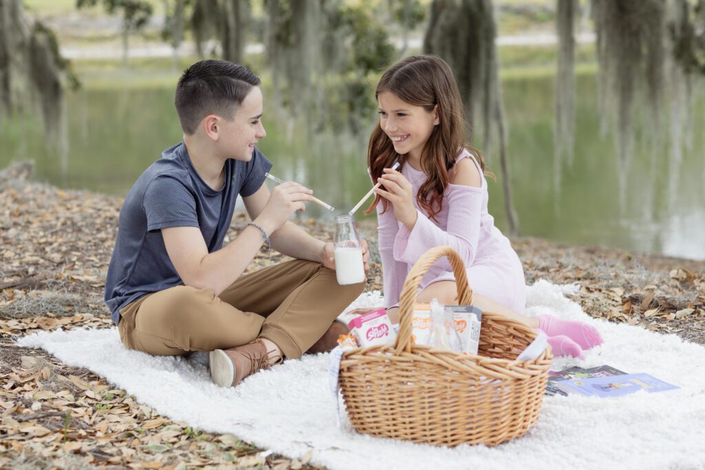 Milk Changing Straws That Make Everyday Milk More Fun to Drink - Sipahh ...